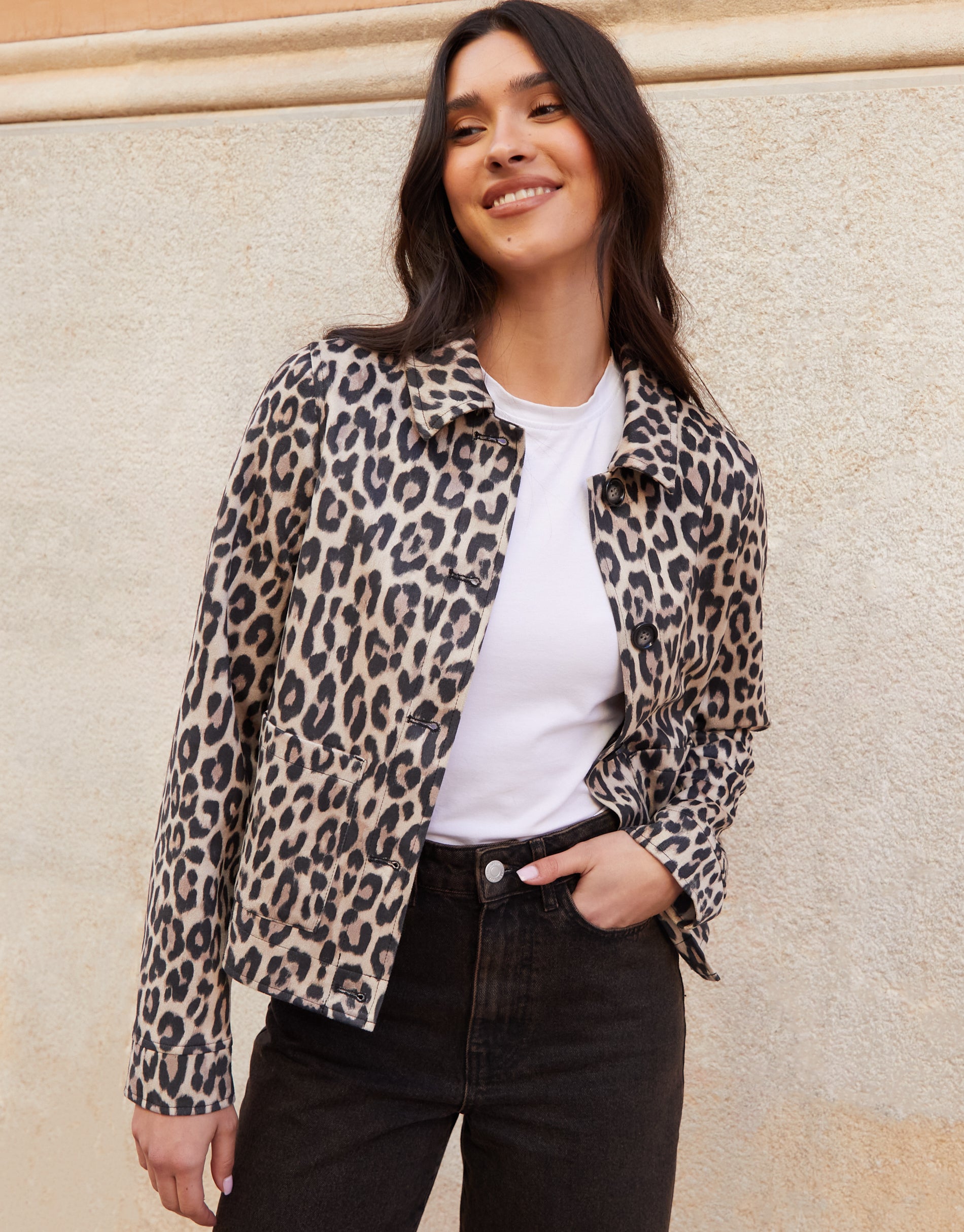 Threadbare Women's Leopard Print Cropped Button Up Suedette Shacket