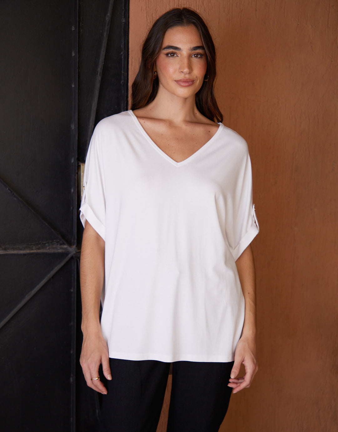 Threadbare Women's White Batwing Sleeve V Neck Tunic