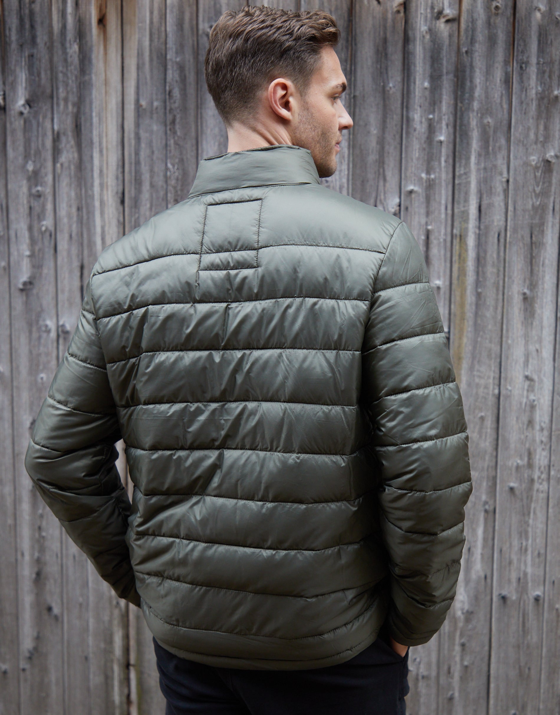 Threadbare.com - Elevated, everyday essentials