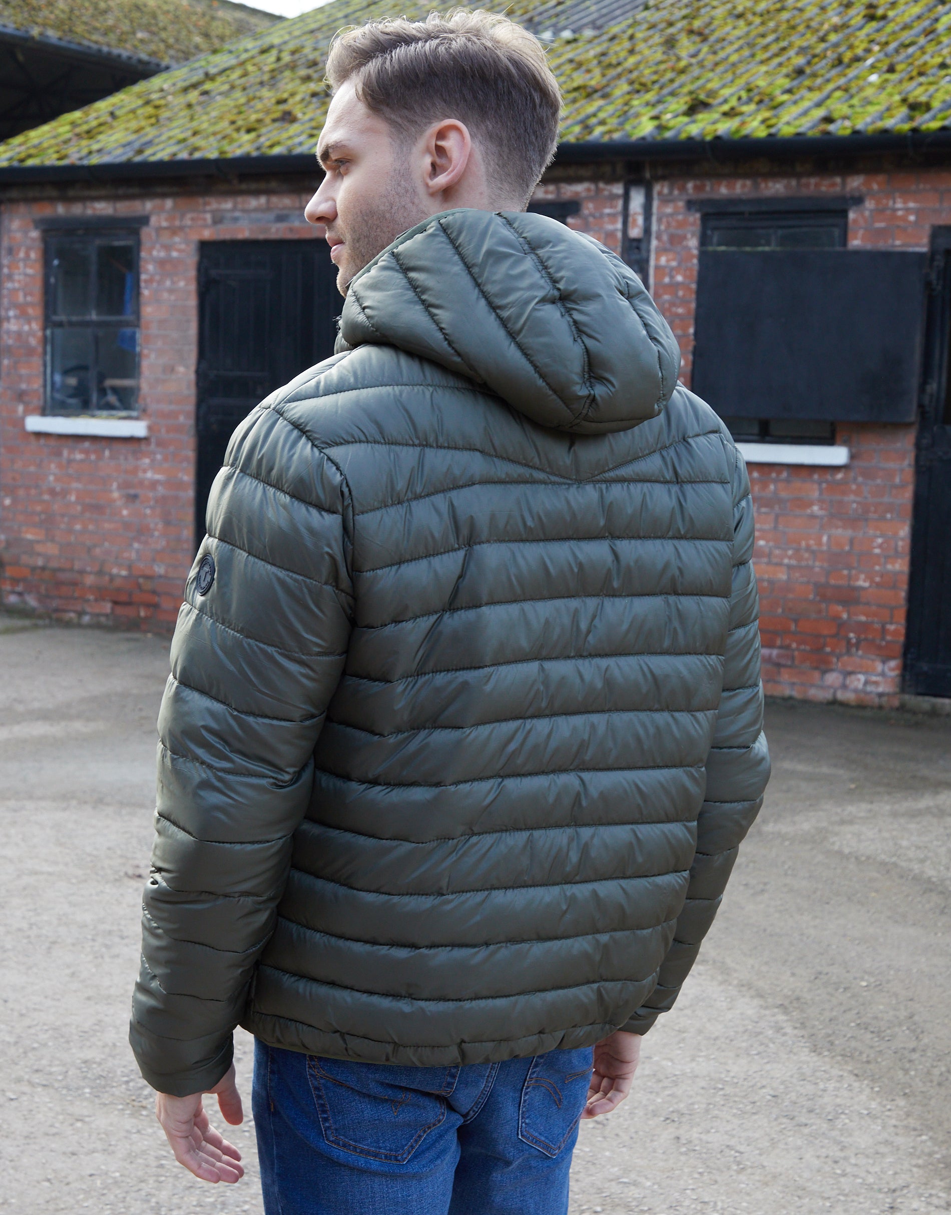 Threadbare.com - Elevated, everyday essentials