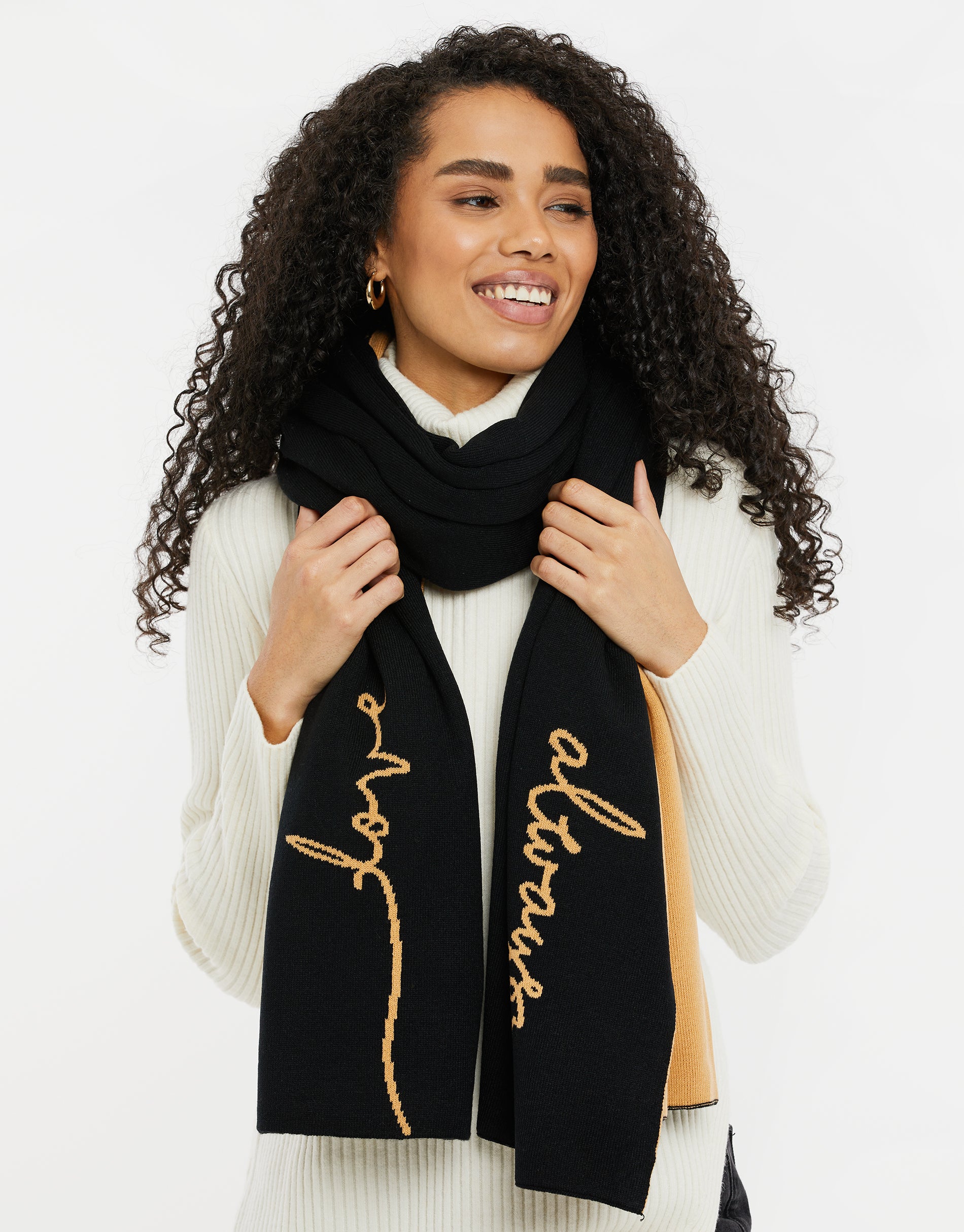 Threadbare Women's Black Blanket Scarf