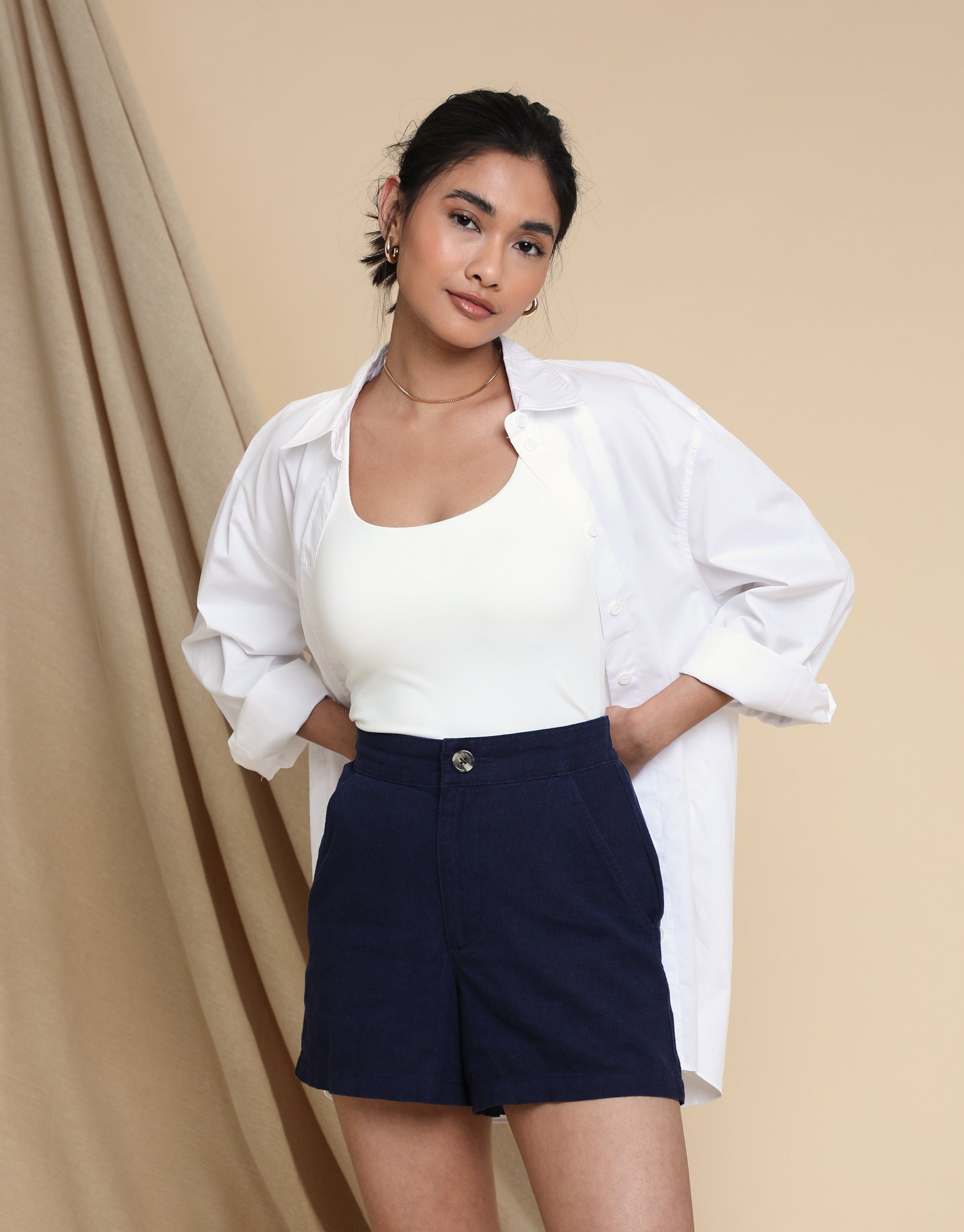 Threadbare Women's Navy Blue Linen Blend Pleated Button Up Shorts